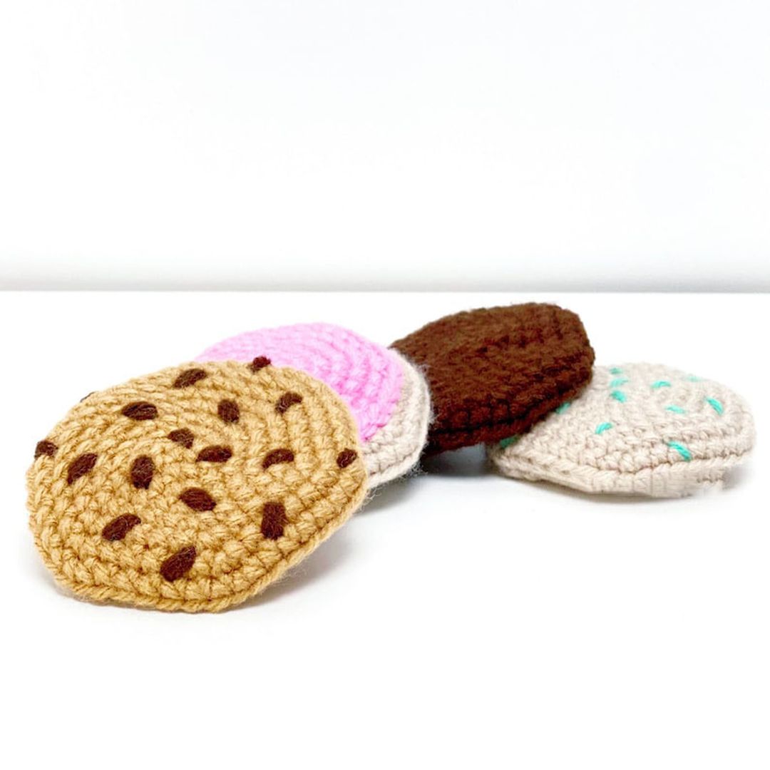 Chocolate Chip Frosted Sugar Cookies Crochet Pattern! PATTER - Inspire ...