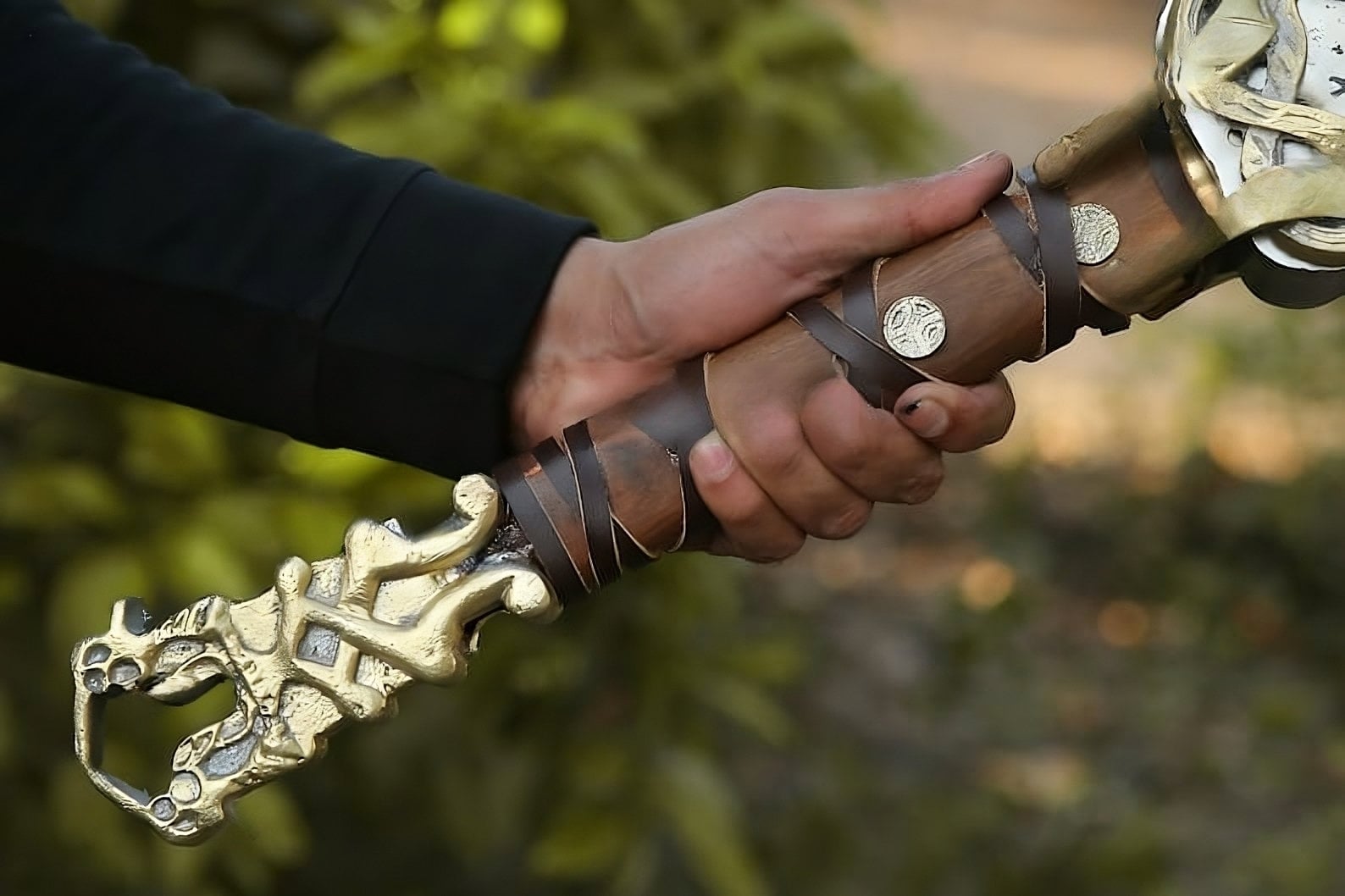 God of War Ragnarok Mjolnir Thunder Hammer Cosplay | Inspire Uplift