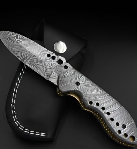 Superb Custom Made Folding Knife , Hand Made Damascus Steel | Inspire ...