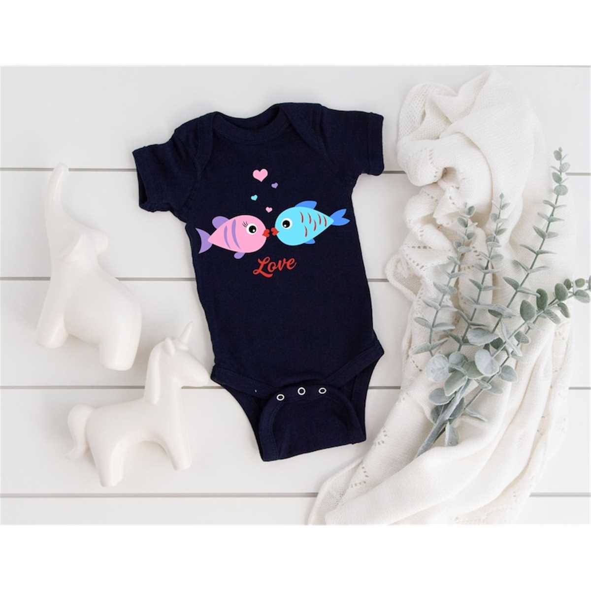 Kissing fish - Love word design for kids SVG files for cutti - Inspire ...