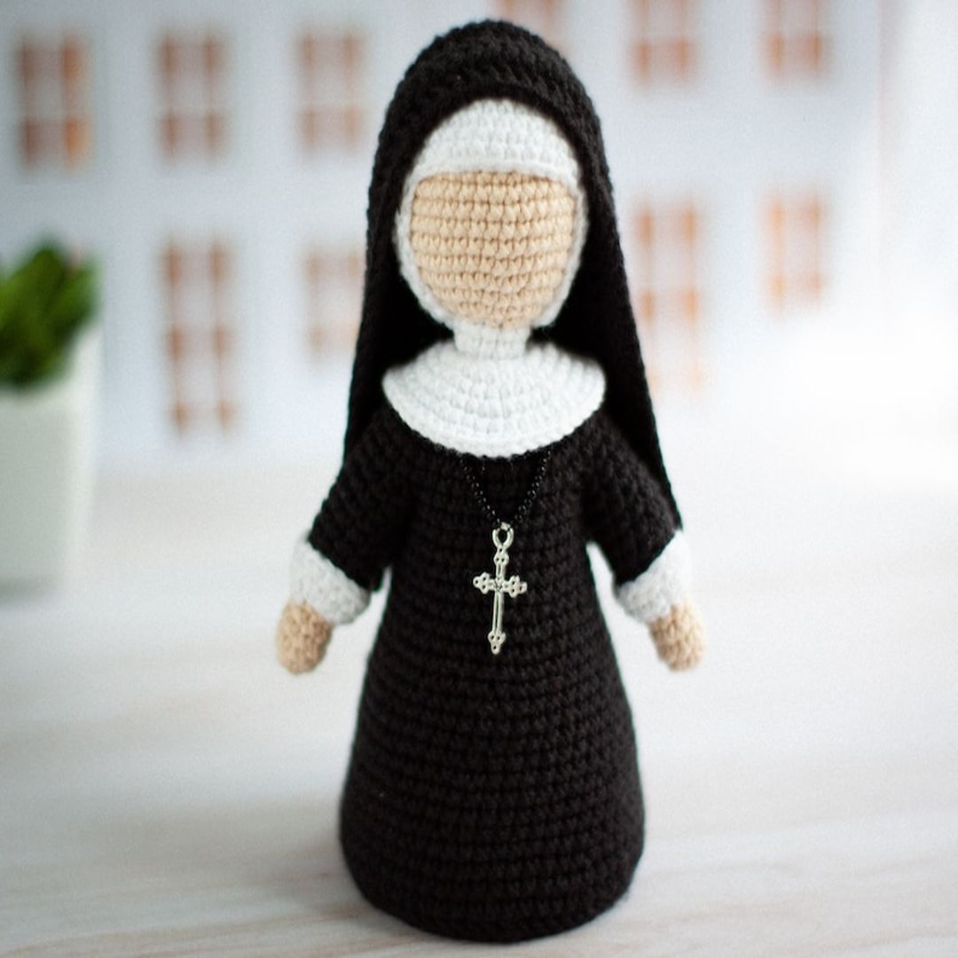 Crochet patterns amigurumi stuffed Nun doll PDF / Instant Do - Inspire ...