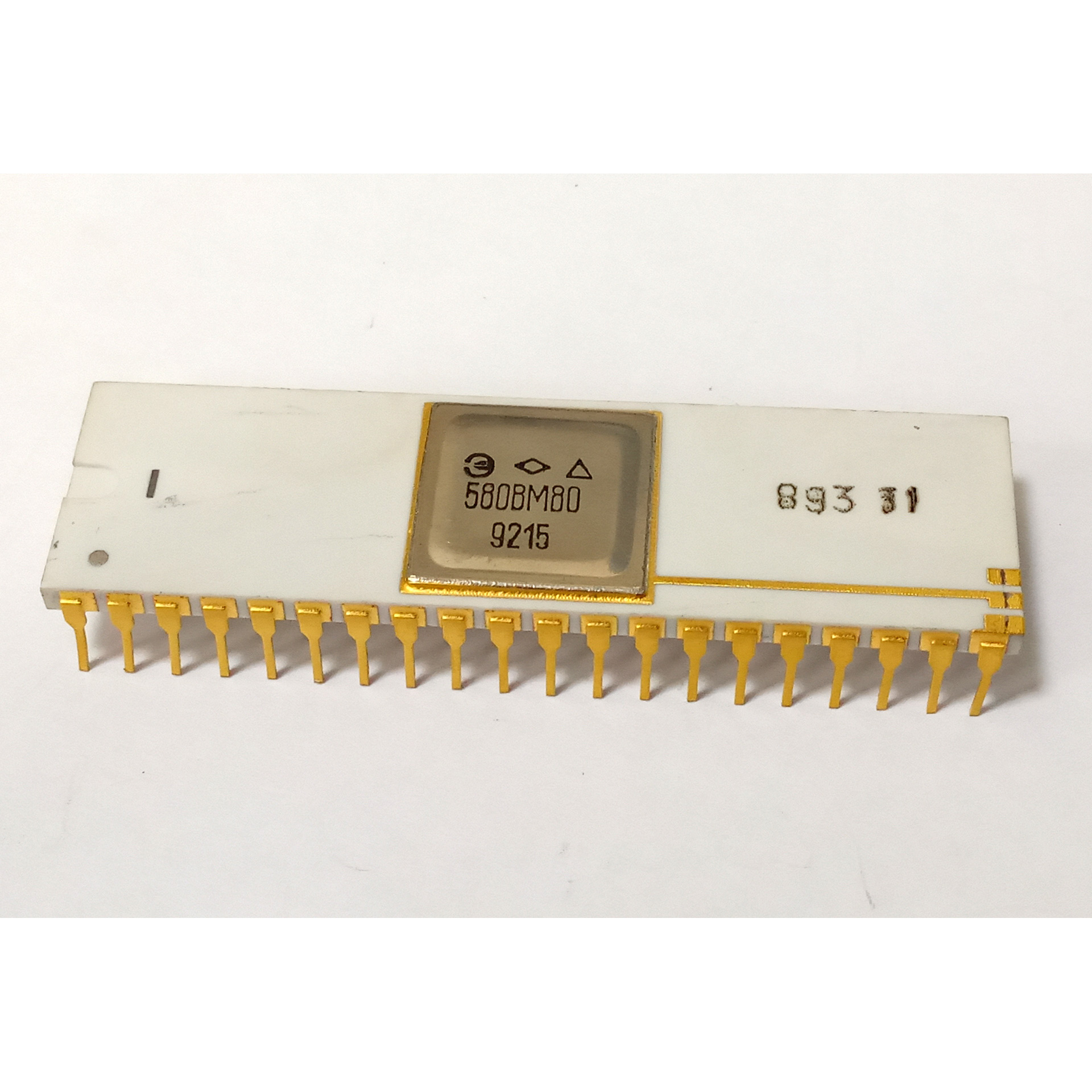 580VM80 - USSR Soviet Russian Gold Ceramic Clone Intel 8080 | Inspire ...