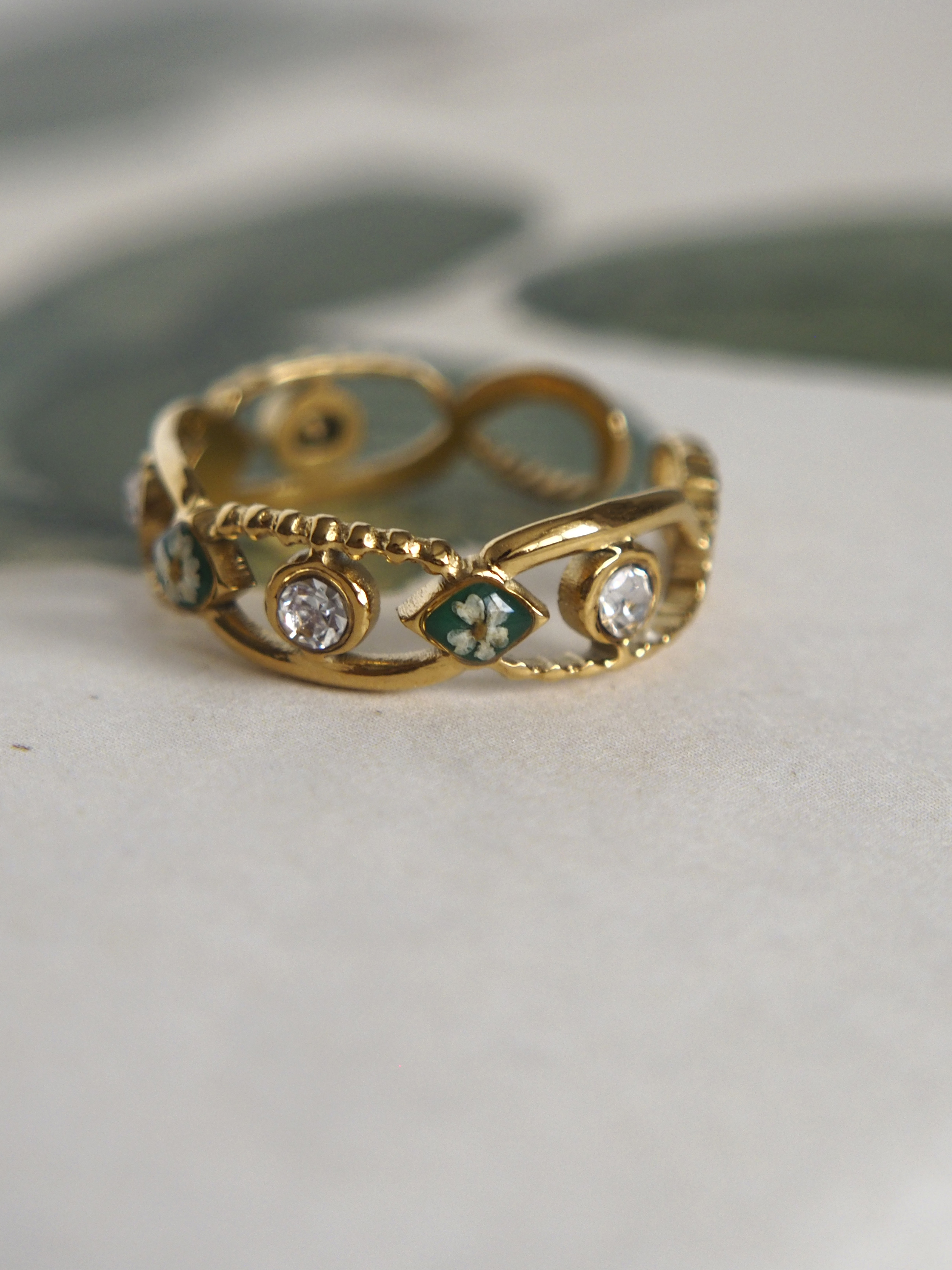 Adjustable ring, Pressed flower resizable ring, Gold stainle - Inspire ...