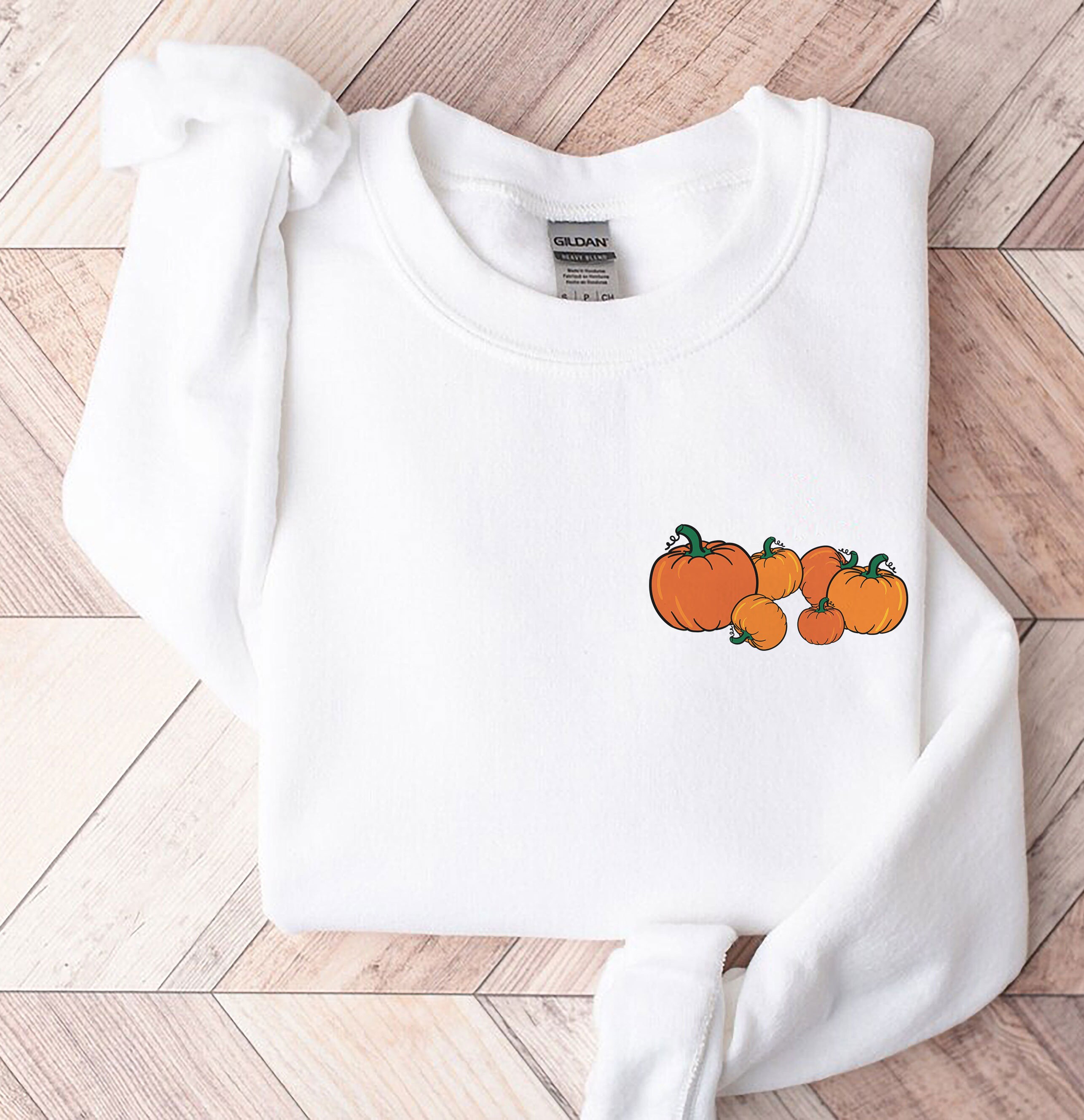 Cute pumpkins sweathsirt, fall sweathsirt, Halloween SweaT- - Inspire ...