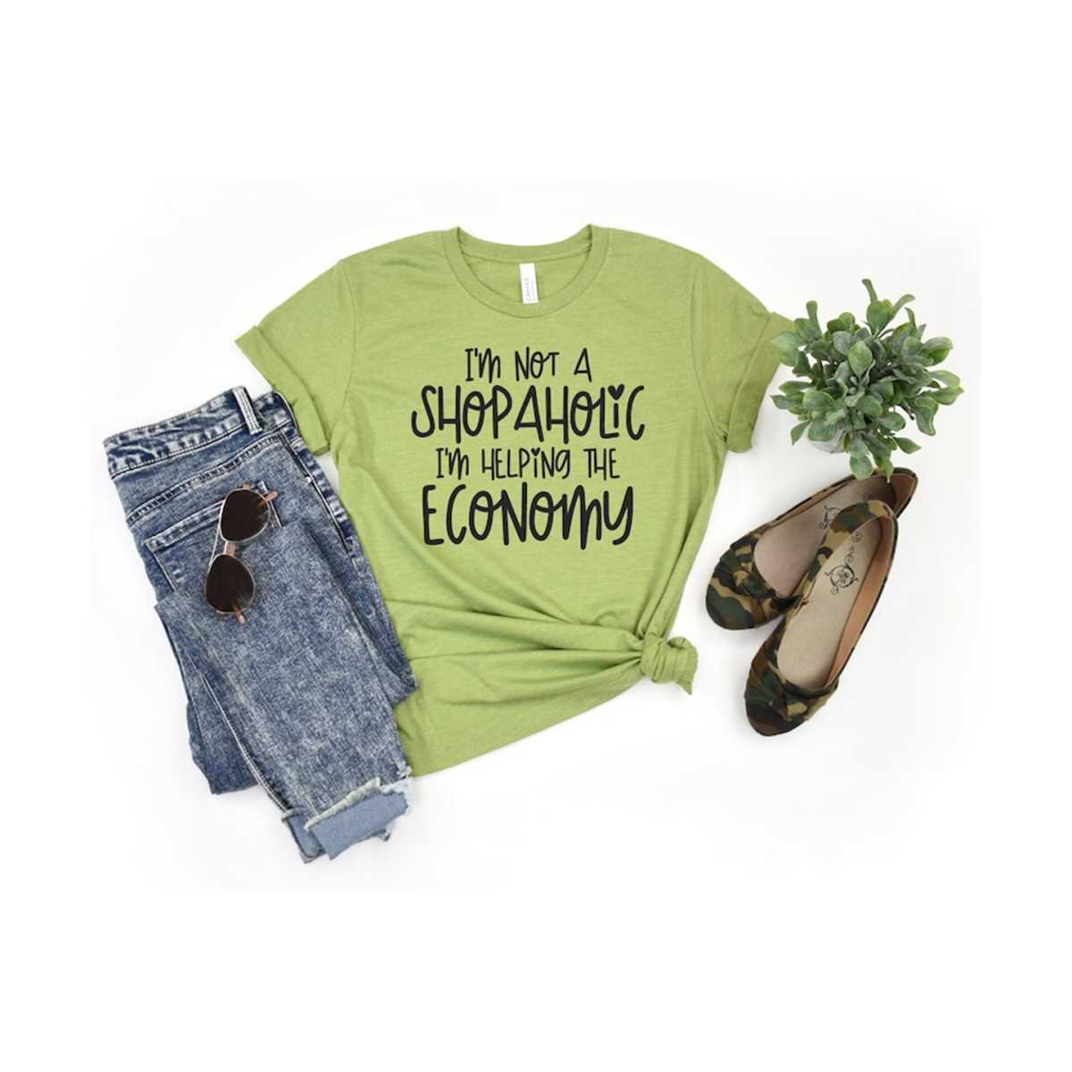 Shopping SVG | Shopaholic Svg | I'm Not A Shopaholic I'm Hel - Inspire ...