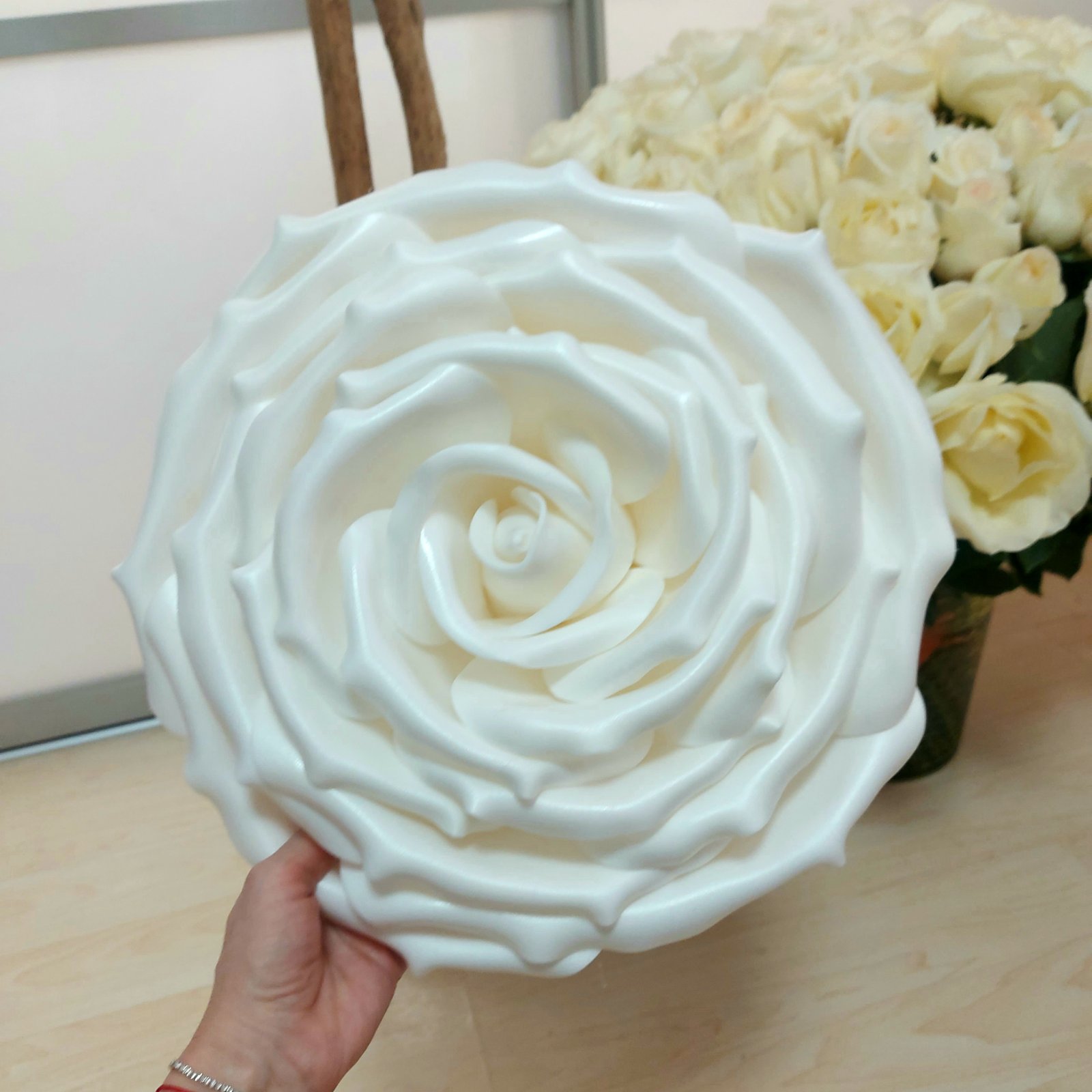 Giant wedding flowers set Large hanging roses for decoration | Inspire ...