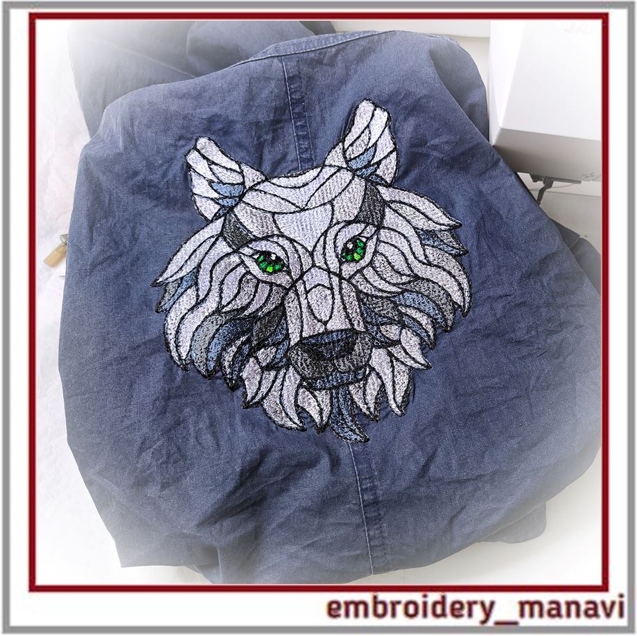Machine embroidery design photo stitch Wolf | Inspire Uplift