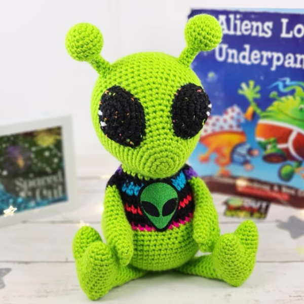 Alien Crochet pattern, digital file PDF, digital pattern PDF | Inspire ...