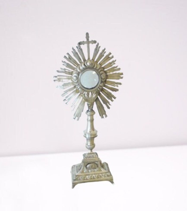 Religious CHALICE mostrance for wafer mass bread in SILVER 8 | Inspire ...