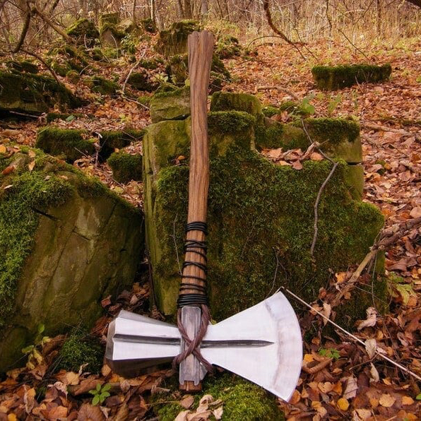 God Of War Handmade Axe, Custom Made Axes, Battle Axes, Batt | Inspire ...