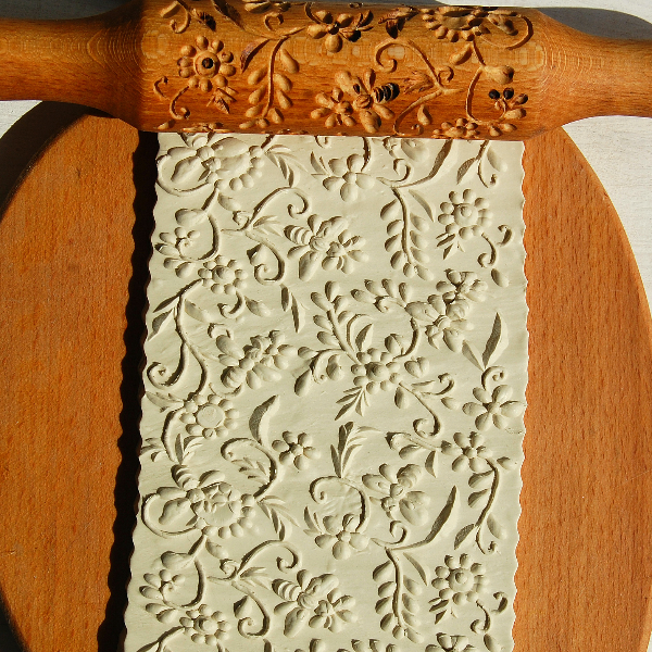 Rolling pin for cookie,Bees, carved wooden rolling pin,embos | Inspire ...