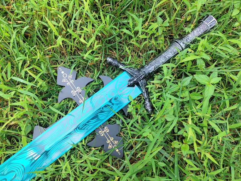 Metal Moonlight Greatsword Replica Sword inspired by Dark So | Inspire ...