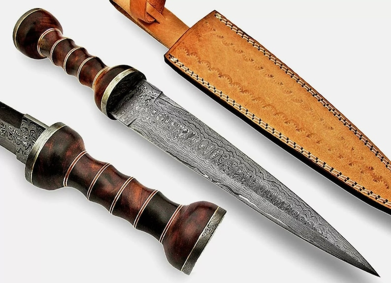Hand-Forged Damascus Steel Gladiator Sword: Authentic Combat | Inspire ...