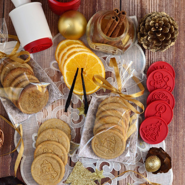 Christmas Cookie Containers For Gifts | Inspire Uplift