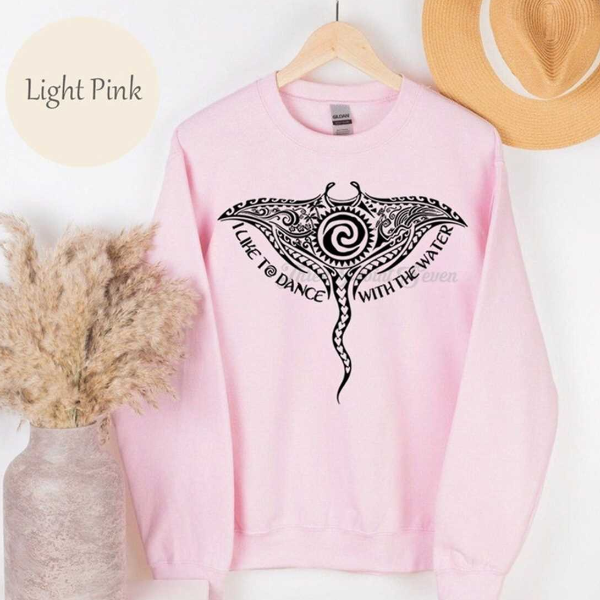 Moana Grandma Tala Stingray Sweatshirt, I Like to Dance with | Inspire ...