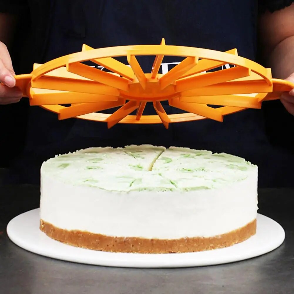 Cake Portion Cutter: Round Bread & Mousse Divider for Househ | Inspire ...
