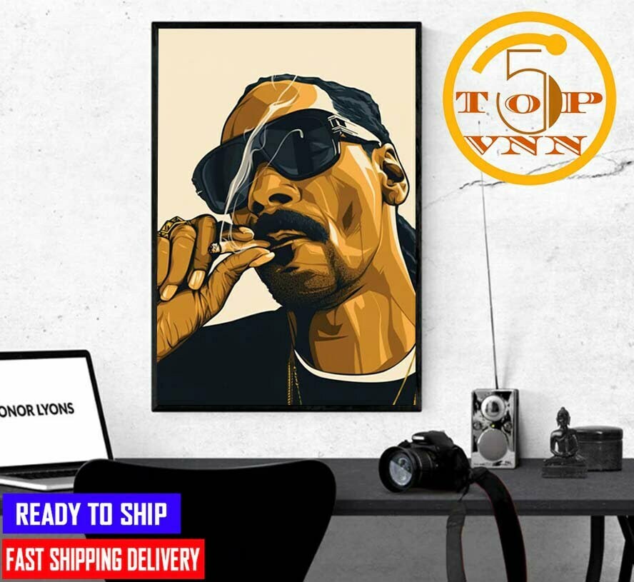 Rapper Snoop Dogg Smoking Poster Canvas Home Decoration | Inspire Uplift