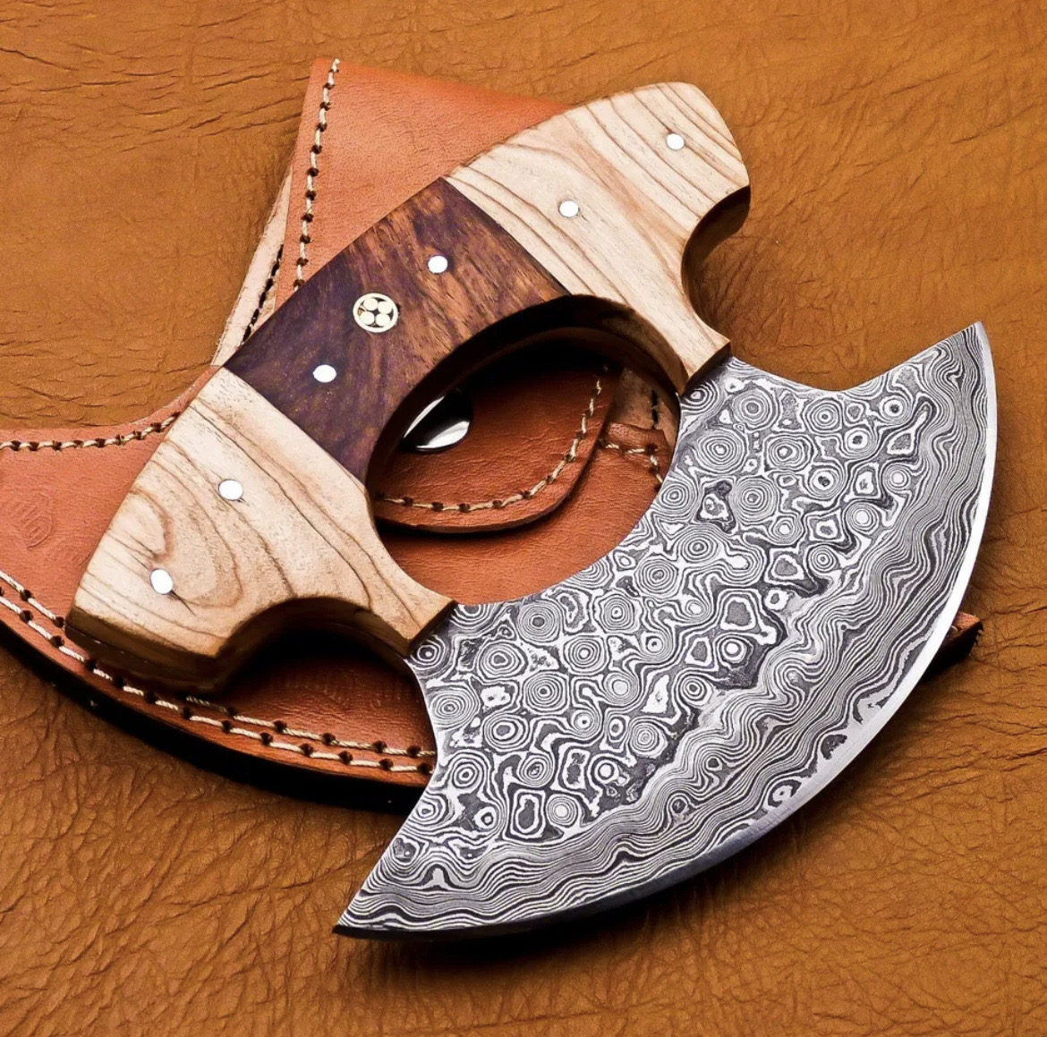 Handmade Damascus steel ulu knife pizza cutter | Inspire Uplift