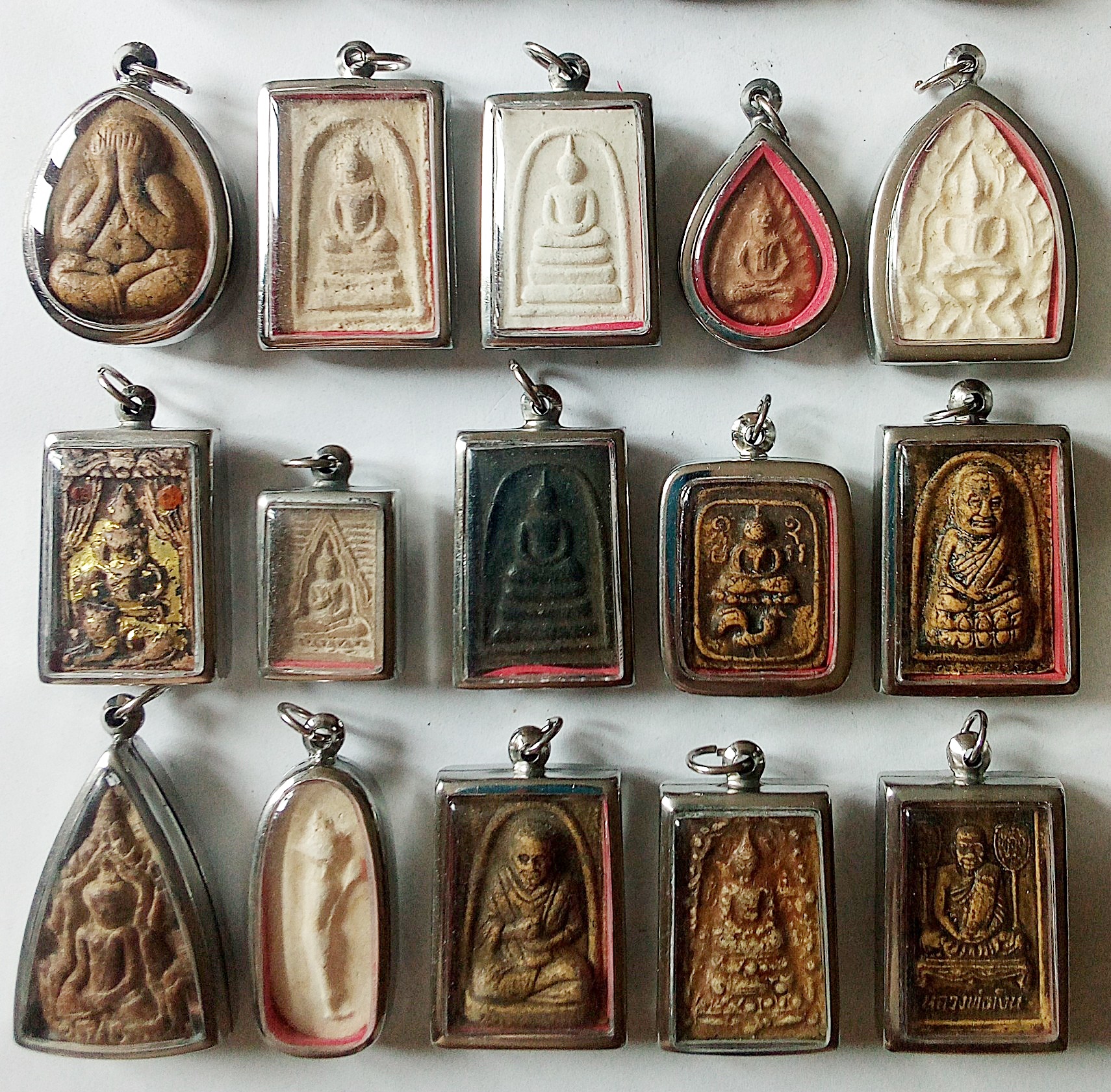 15 Thai Buddhist Buddha Buddhism Clay Amulet Medallions Char | Inspire ...