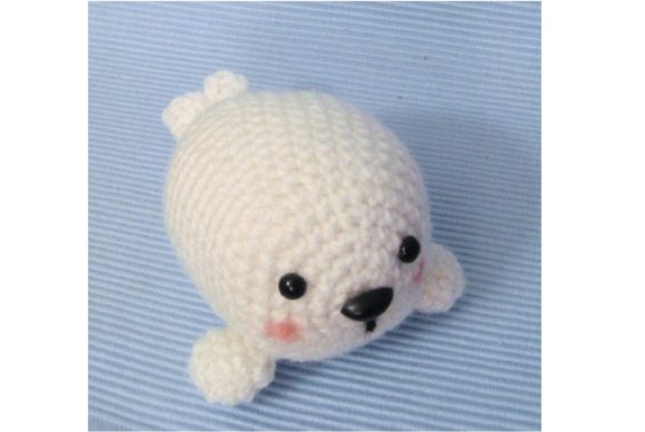 Crochet Baby Seal Pattern | Inspire Uplift
