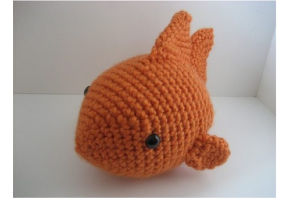 Amigurumi Crochet Goldfish Pattern | Inspire Uplift