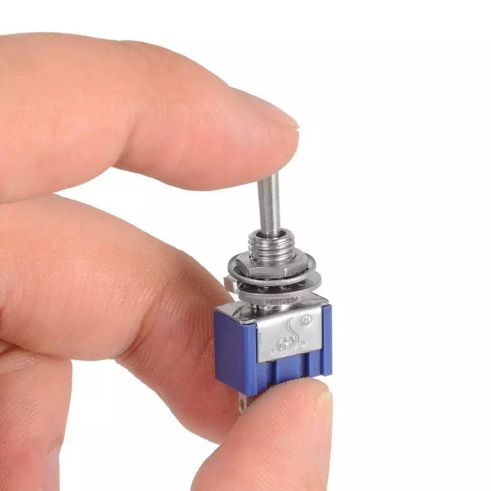 5-Pack SPDT Mini Toggle Switches - 3-Position 6A 125V | Inspire Uplift