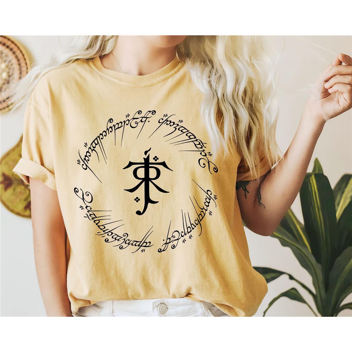 Tolkien One Ring LOTR T-Shirt, Gift for Tolkien Fan, LOTR Fa | Inspire ...