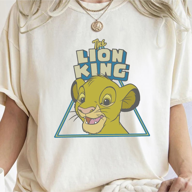 Disney Lion King Retro Cute Simba Face Hakuna Matata C1161 M | Inspire ...