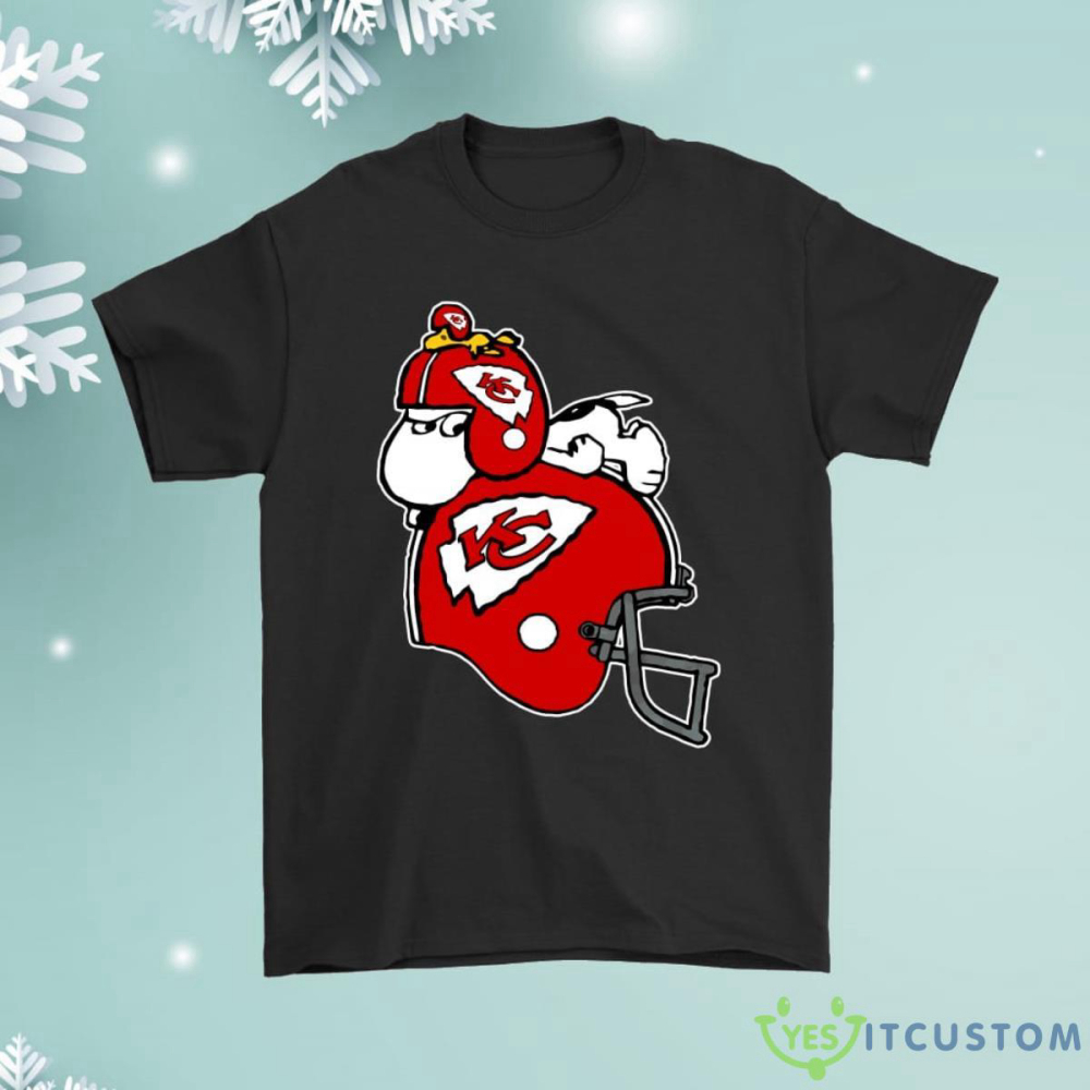 Snoopy And Woodstock Resting On Kansas City Chiefs Shirt | Inspire Uplift