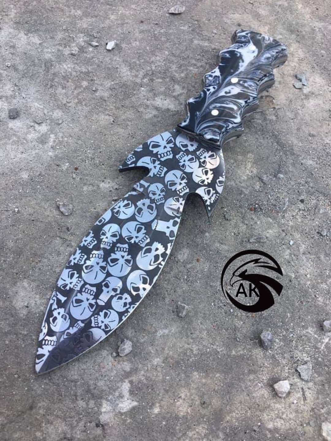 Hand forge Custom knives, Skull knife, Wolf knife, hunting K | Inspire ...