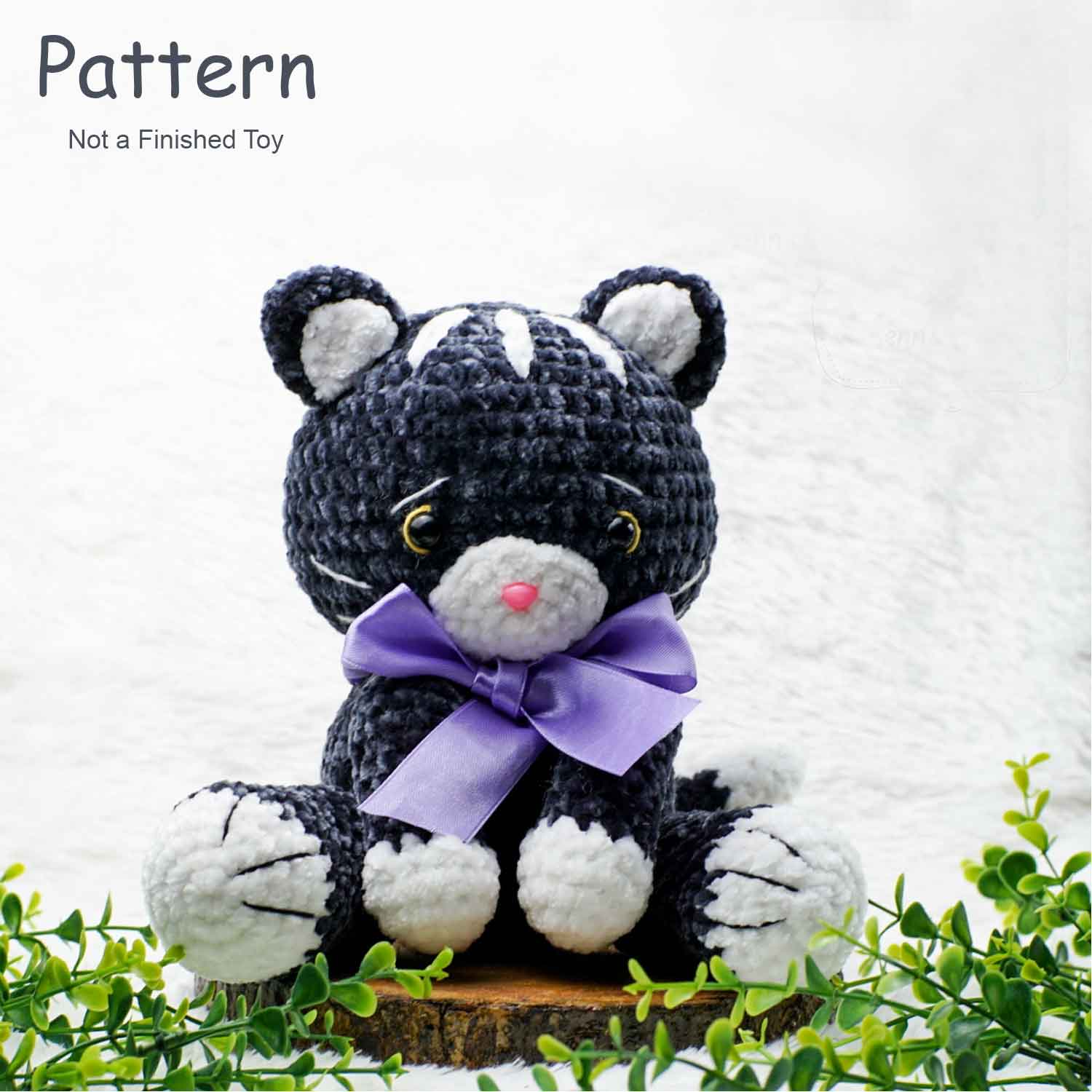 Velvet fluffy cat amigurumi crochet doll pattern | Inspire Uplift