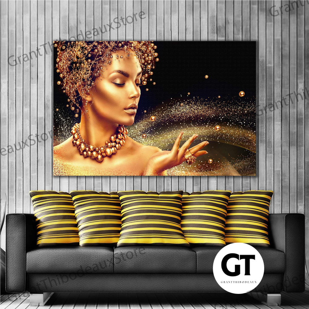 Golden Body Pearl Hair Female Model Pearl Powder Makeup Roll | Inspire ...