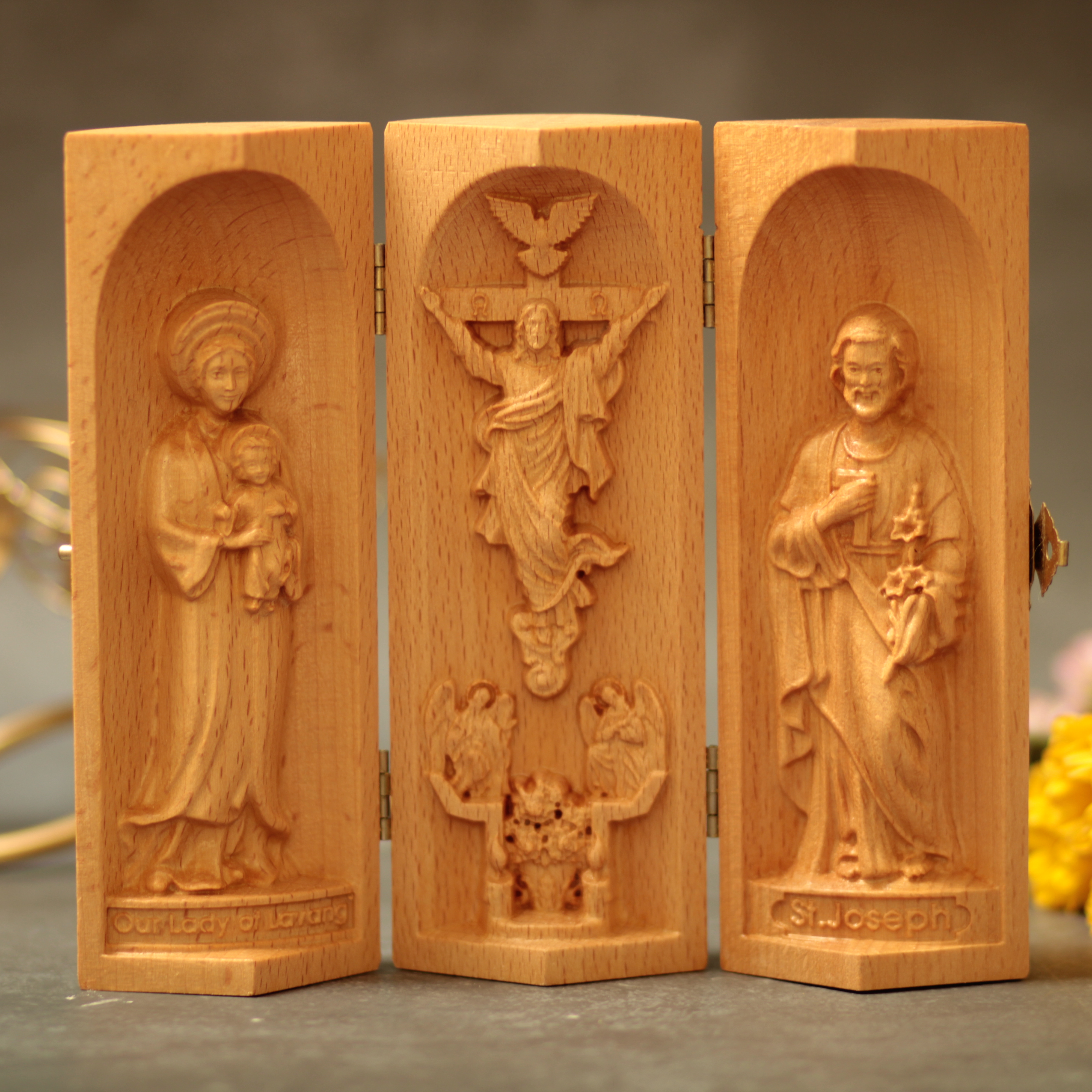 Home Portable Altar Table Catholic Triptych Art Wood Carving | Inspire ...