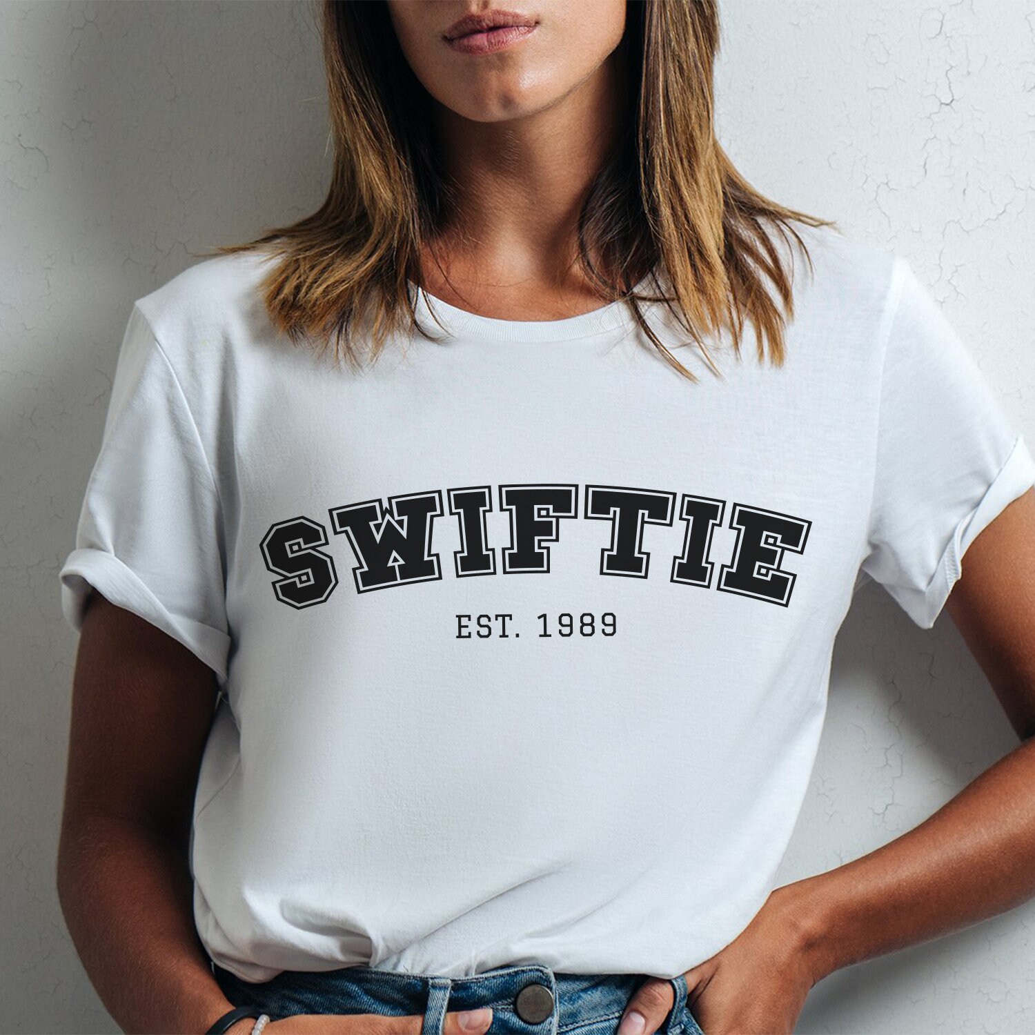 Swiftie est. 1989 SVG, PNG, EPS files. Books Taylor Swift me | Inspire ...