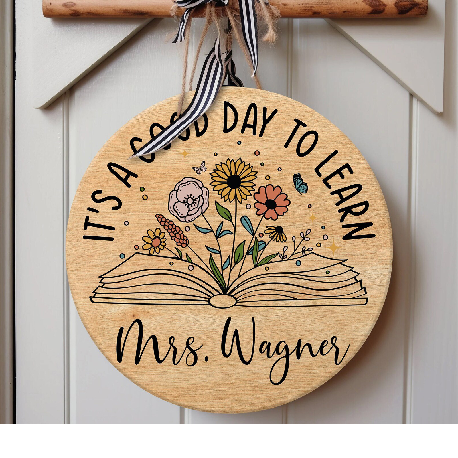 Custom Teacher Sign, Personalized Teacher Door Sign, Classro | Inspire ...