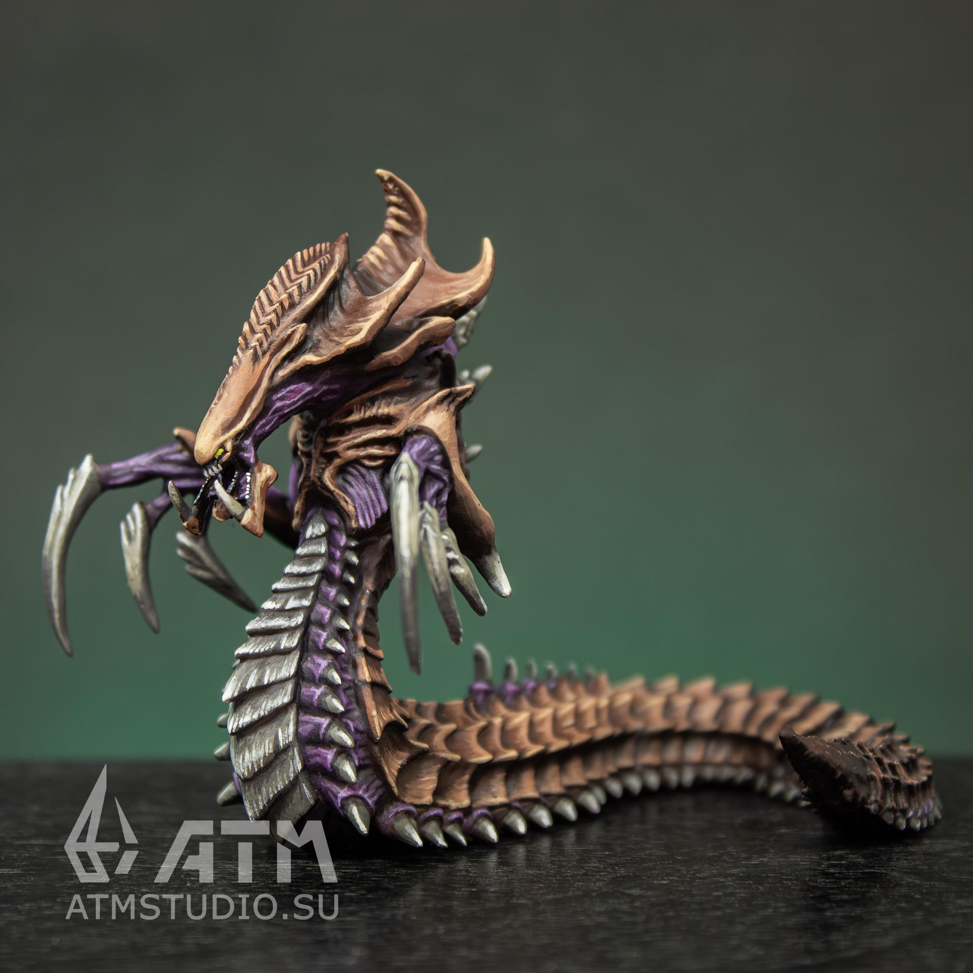 Zerg Hydralisk from StarCraft metal miniature hand paint | Inspire Uplift
