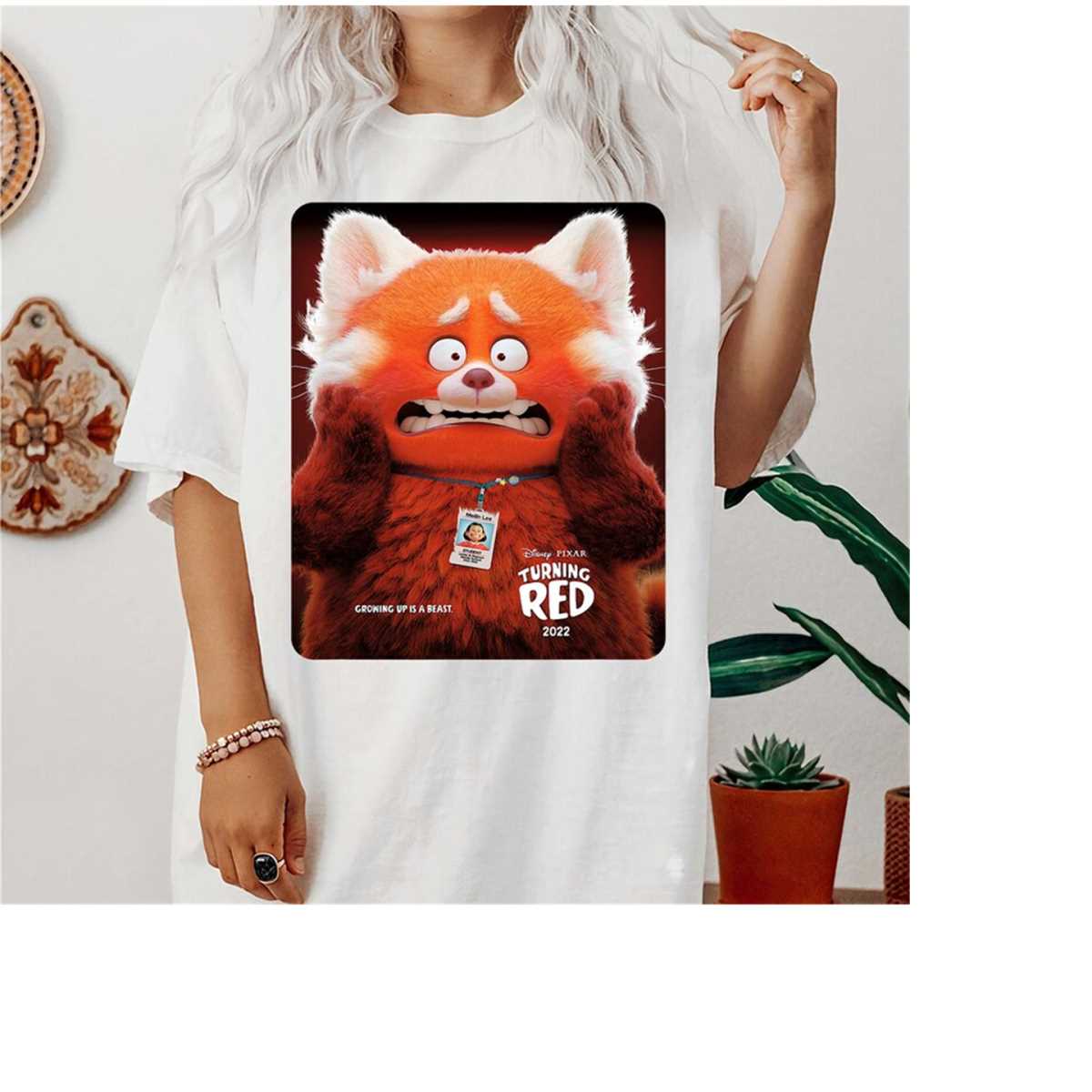 Disney Pixar Turning Red Mei Shocked Screen Grab T-Shirt, Me | Inspire ...