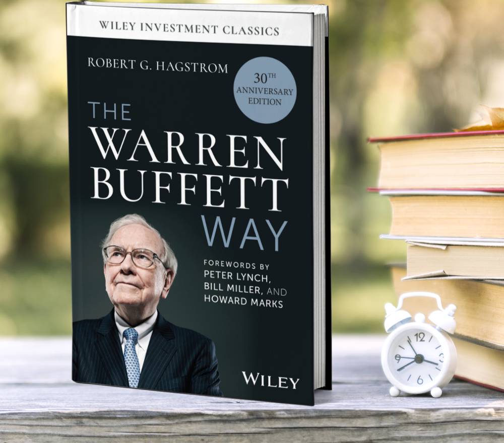 The Warren Buffett Way 30th Anniv Ed - Robert G Hagstrom | Inspire Uplift