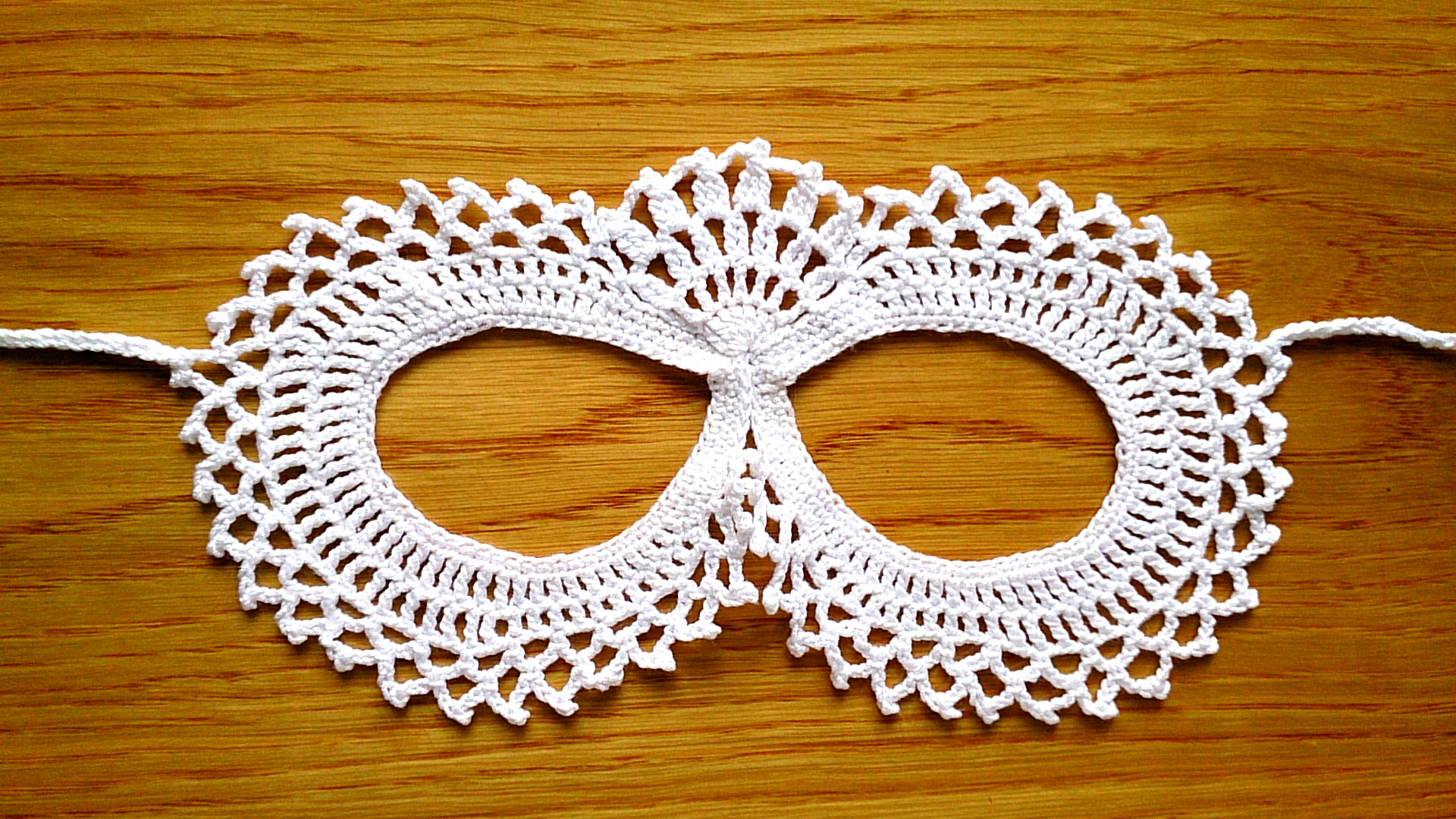 Crochet Christmas mask pattern, Christmas masquerade mask | Inspire Uplift