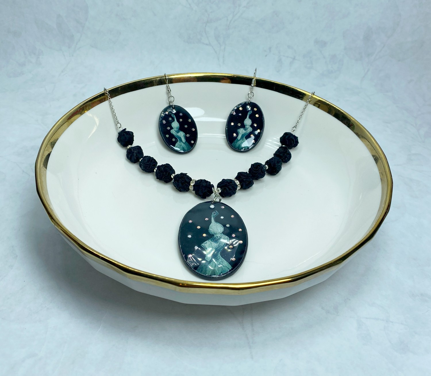 Handmade jewelry set. Beautiful set. Handmade pendant and ea | Inspire ...