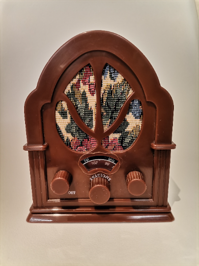 Vintage Rare Miniature Radio Radioline, Portable Radio Colle | Inspire ...