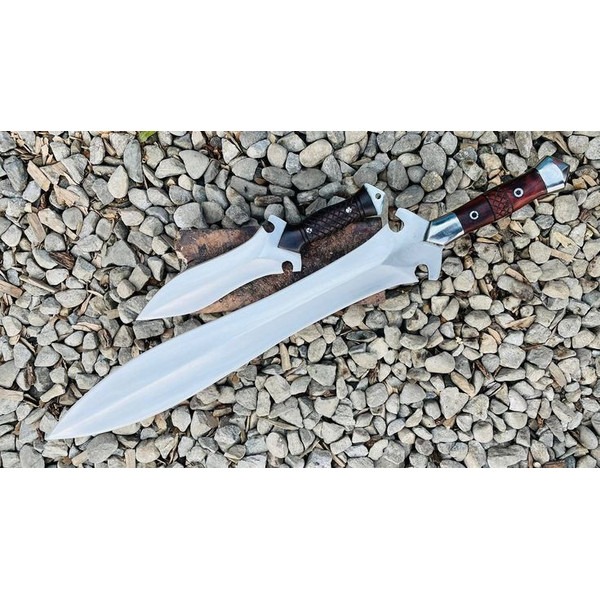 Set Of 2 Hand Forged High Carbon Steel Hunting Sword & Hunti | Inspire ...