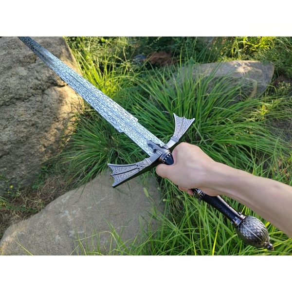 Dark Sister Sword Authentic Daemon Targaryen Replica for Gam | Inspire ...