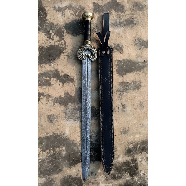 Authentic Damascus Steel Viking Sword Battle Ready with Leat | Inspire ...