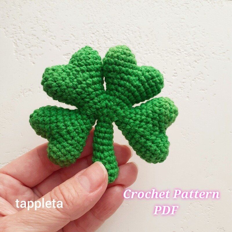 Four leaf clover crochet pattern, Lucky charm St Patricks da | Inspire ...