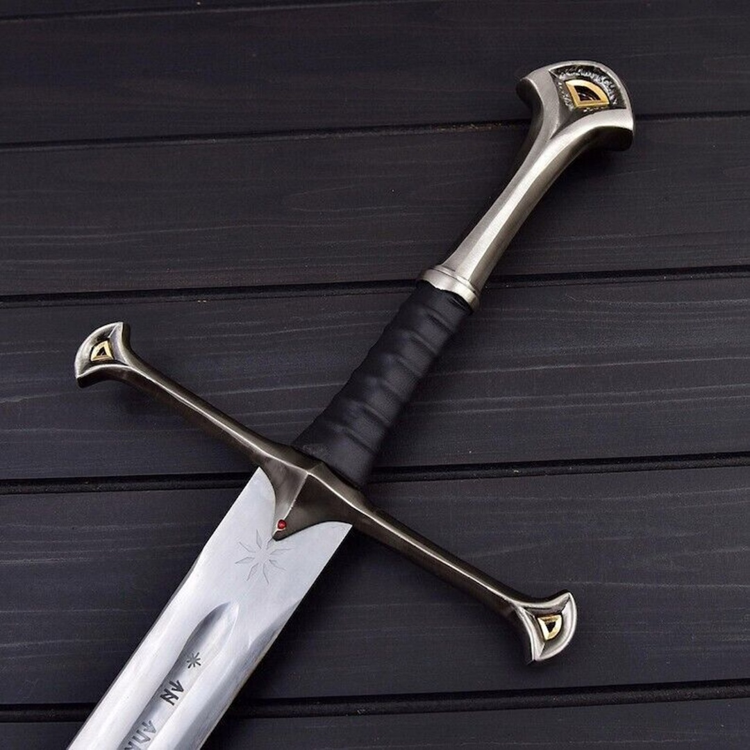 ANDURIL Sword of Strider, Custom Engraved Sword, LOTR Sword, | Inspire ...