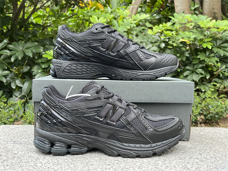 New Balance 1906U Triple Black M1906NJ Running Shoes Sneaker | Inspire ...