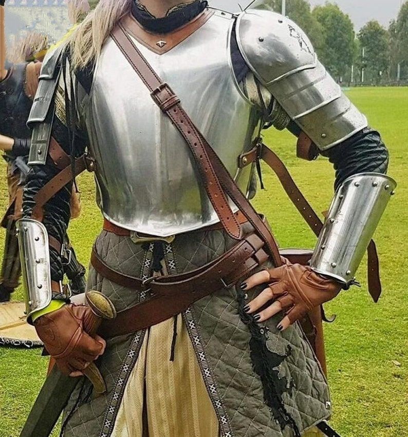 Medieval Knight Lady Armor, Larp Armor, Fantasy Female Armor | Inspire ...