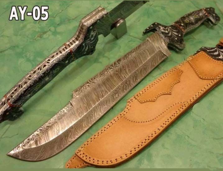 Kmcutlery Custommade Damascus steel Predator Bowie knife | Inspire Uplift
