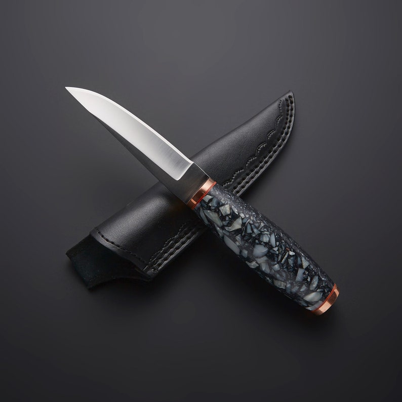 Handmade D2 Steel Skinning Knife - Tactical Hunting Knife wi | Inspire ...